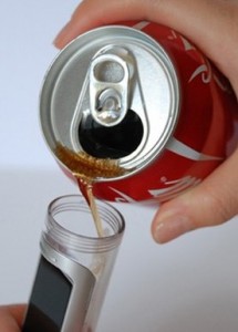 Κινητό Nokia που λειτουργεί με Coca Cola – Yolo.gr | The Magazine